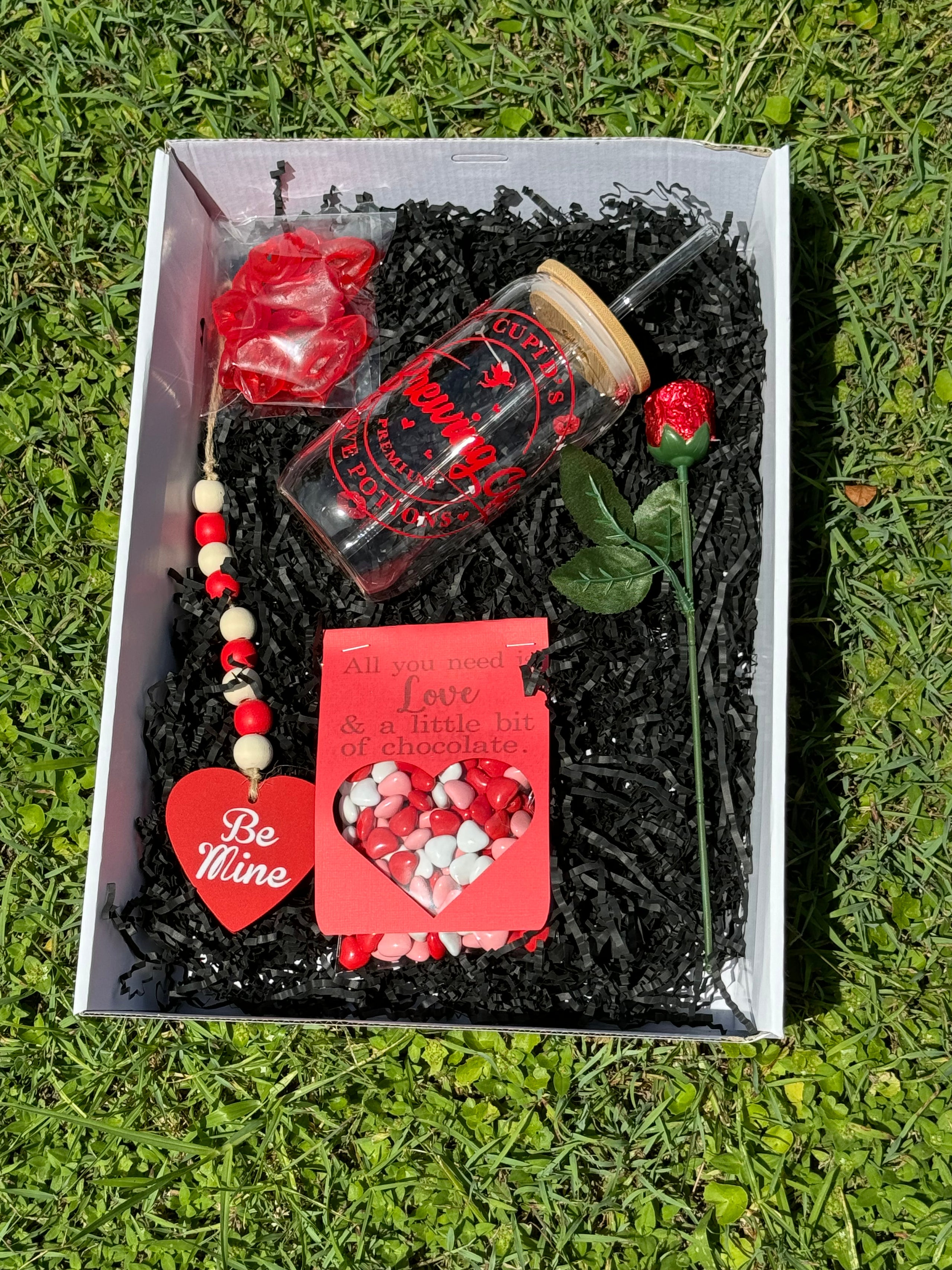 Lover Gift Hamper | Krafty Kreationz & Kandy Co